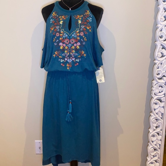 Democracy | Dresses | Democracy Embroidered Dress I8i19i2 | Poshmark